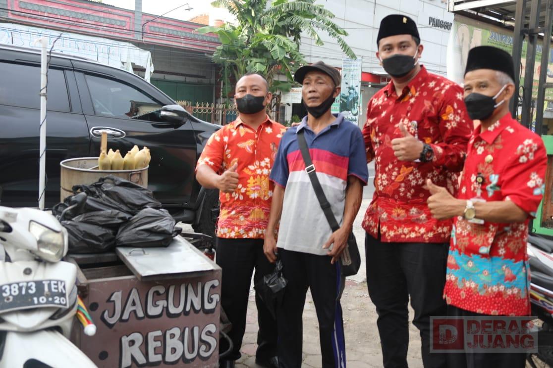 Peduli Kaum Disabilitas, Hamenang Wajar Ismoyo Berikan Santunan | DERAP JUANG