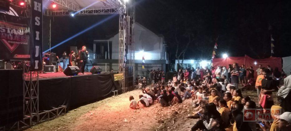 Bung Dance Hadiri Perayaan Hadiah Lomba HUT RI ke-77 di Kampung Ngentak ...