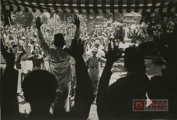 Detik2-Proklamasi-Kemerdekaan-RI-Pegangsaan-Timur…-2 | DERAP JUANG